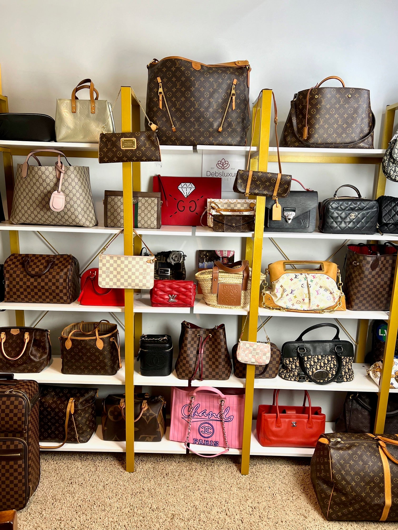 Shop Pre-Owned Luxury Bags From Top Designers – Debsluxurycloset